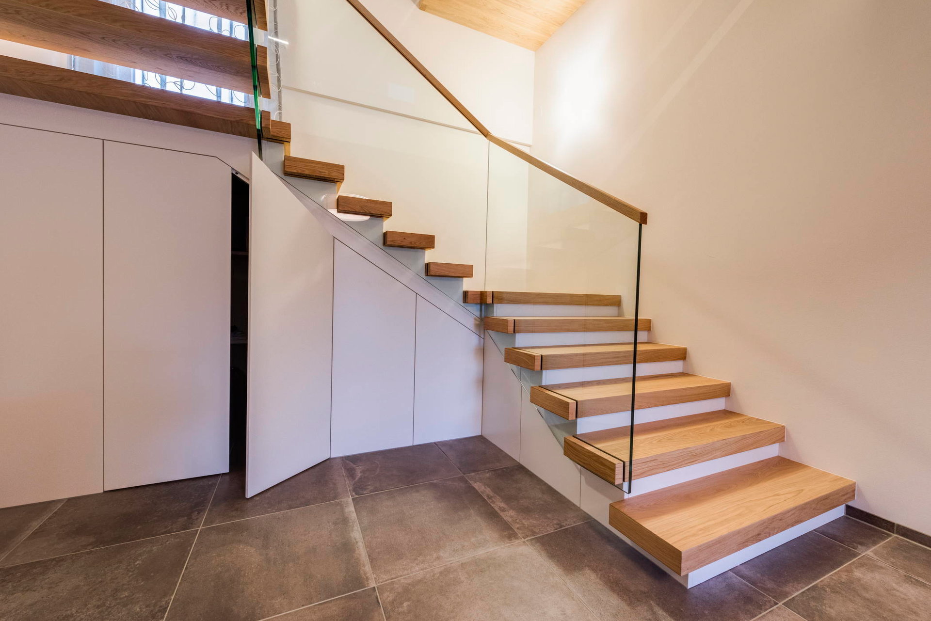 Tischlerei Dengg | Floing | Stiegen, Verbau & Stauraum